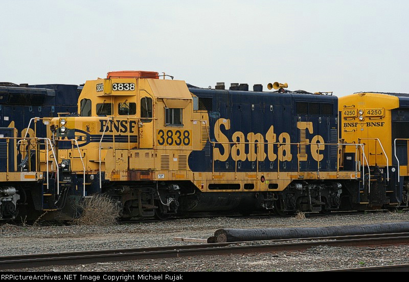 BNSF 3838